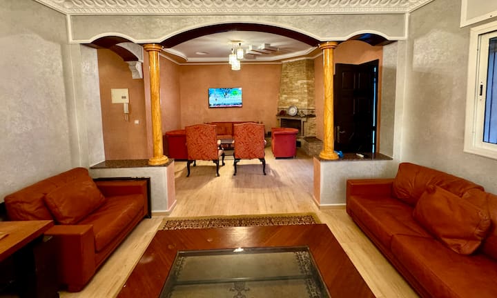 Entire 1st Floor Of A Villa. - Morocco