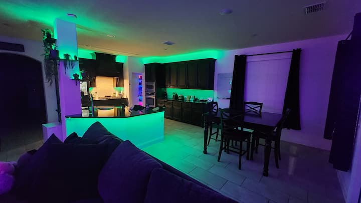 Fort Worth Getaway (No Cleaning Fee!) - Denton, TX