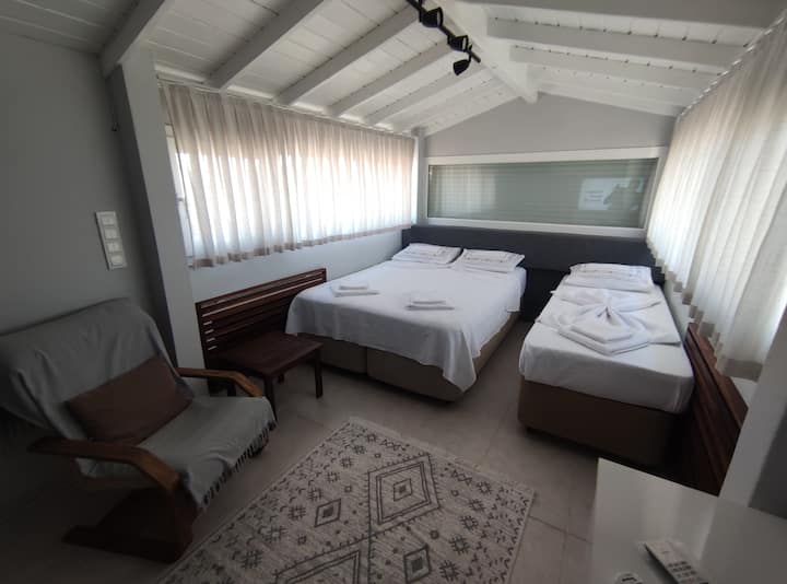 Villa Rain Teras Suit Oda - Çeşme, Türkiye