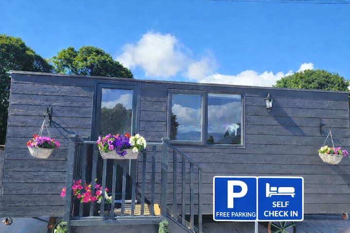 Nead Neamhaí - Killarney