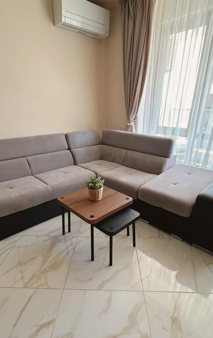 Апартамент с 2 спални и безплатно паркомясто - Plovdiv