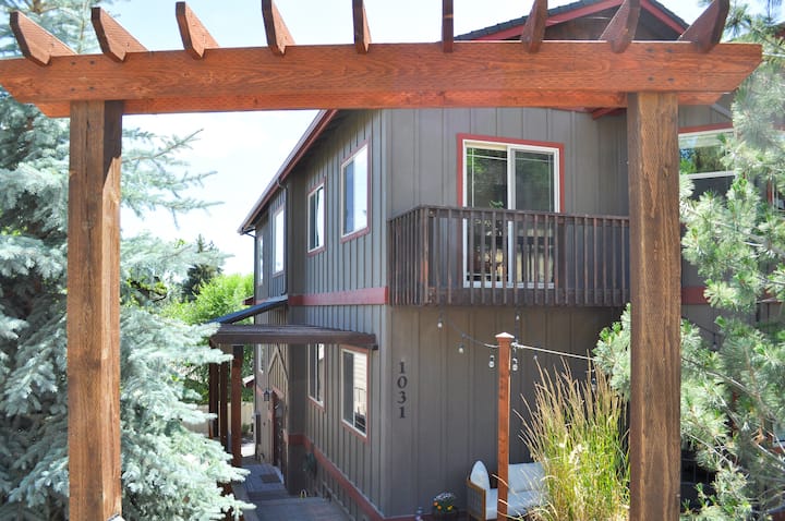 Perfect Walkable Location - Bend, OR