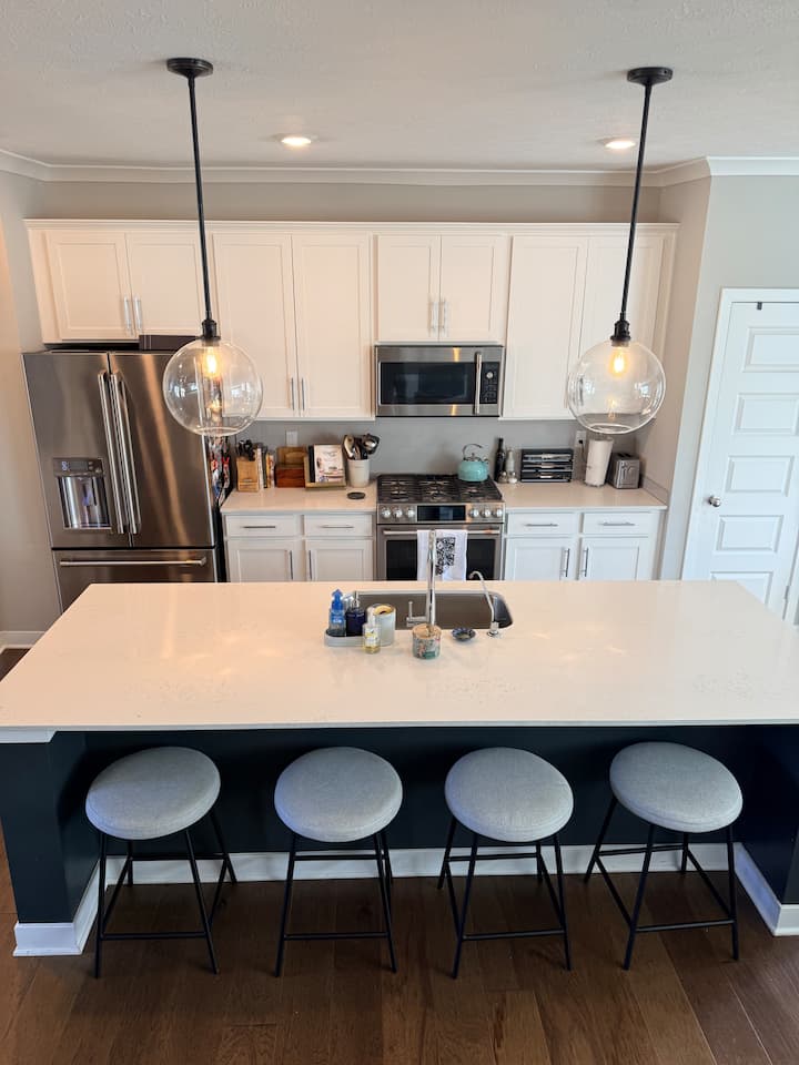 Townhome In Carmel - Carmel, IN