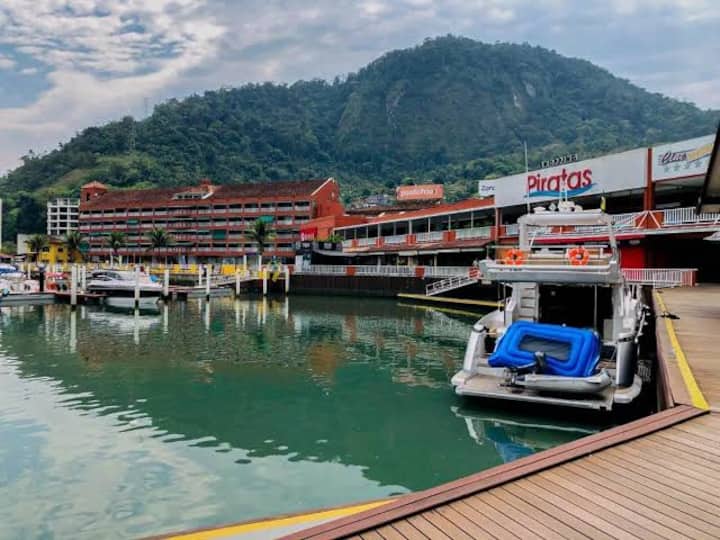 Lindo Flat De Frente Para O Mar - Piratas - Angra - Angra dos Reis