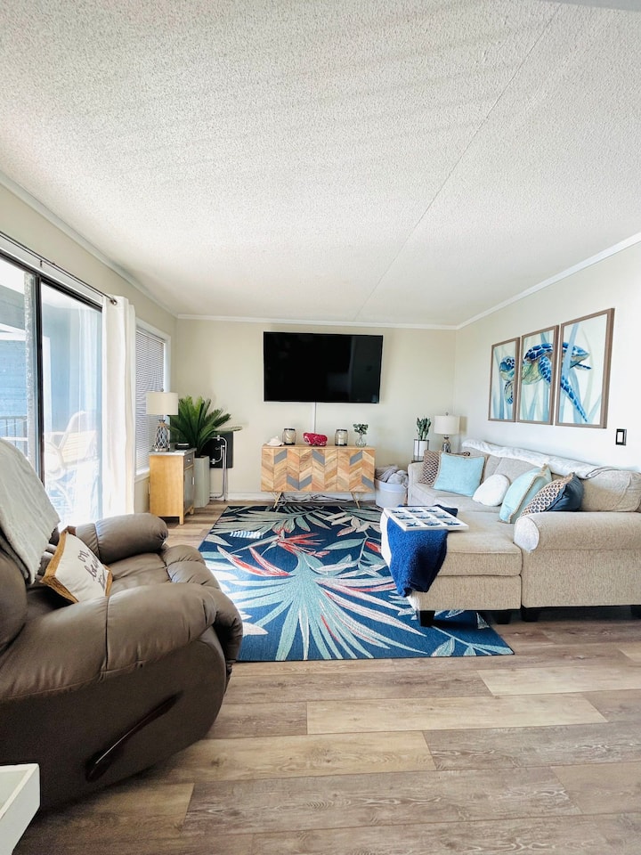 Blue Turtle - Surfside Beach, SC