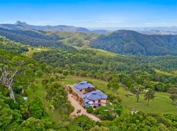 Rainforest Sky Villa Retreat - Springbrook