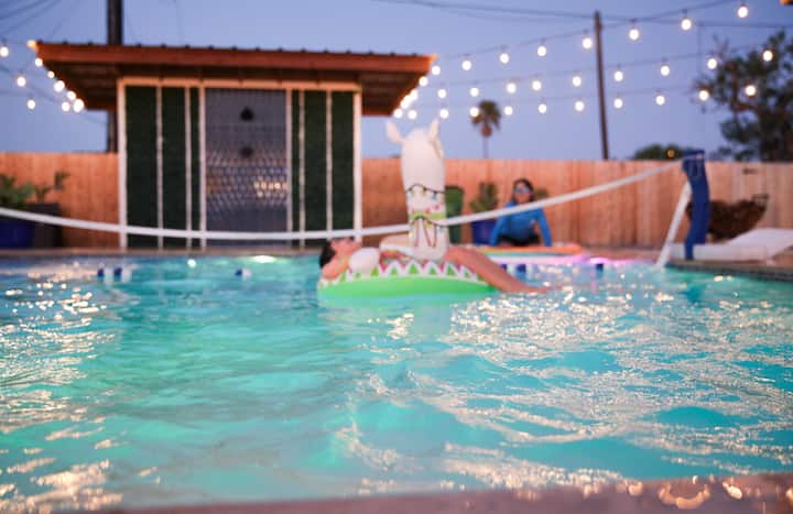 Cozy Condo 3 Min To Outlets W  Pool - Santa Maria, TX