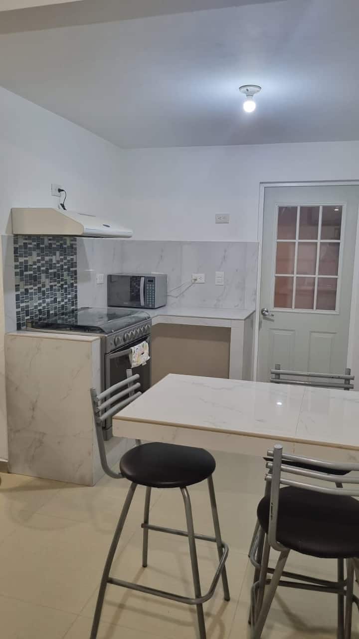 Acogedor Alojamiento Completo - Los Mochis