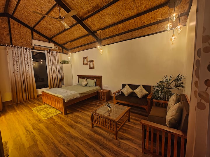 Golden Bamboo - "Hill Station" - Dehradun