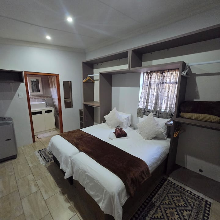 12 Farm In The City - Pretoria