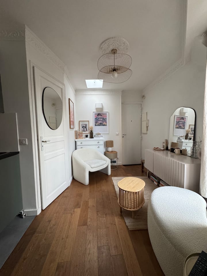 20mts Parisian Studio In The 15th - ibis Paris Vanves Parc des Expositions