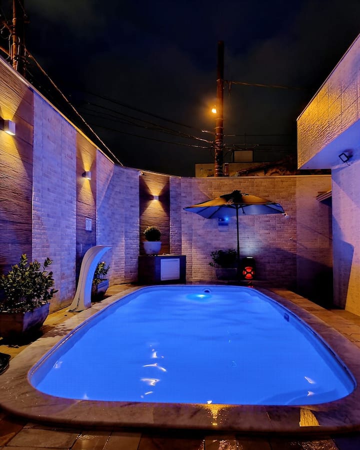 Casa Com Piscina Coberta/500m Da Praia Vila Tupi - Praia Grande