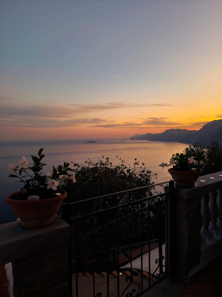 Casa Tre Cuori "Sunset,sea View And Relax - Praiano