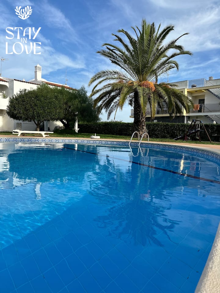 Alegria Algarve - “Stay In Love” - Porches