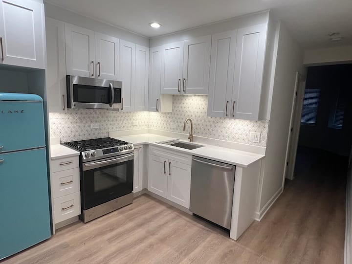 Clean 2-bd Gallery With Bunk Bed In Avondale. - Chicago, IL