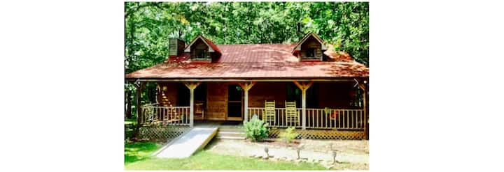 Winter Rates & Dates Available-cute, Cozy & Hottub - Fall Creek Falls, TN