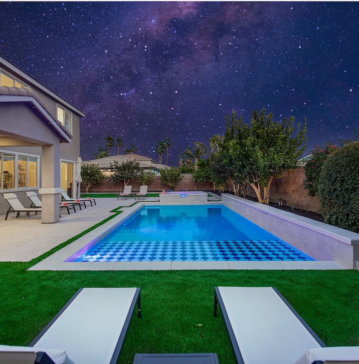 Boujee Palm-pool-spa- Walk To Stagecoah - Indio, CA