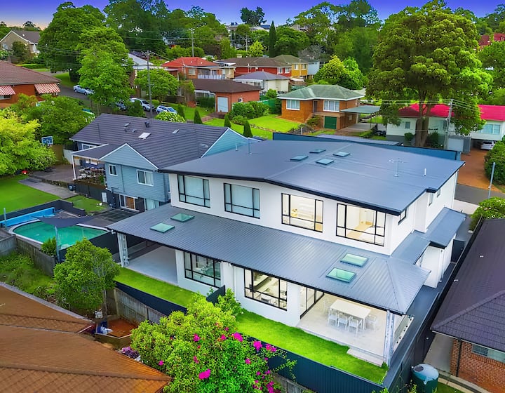 New House With Outdoor Relax Area @ Telopea - Parramatta