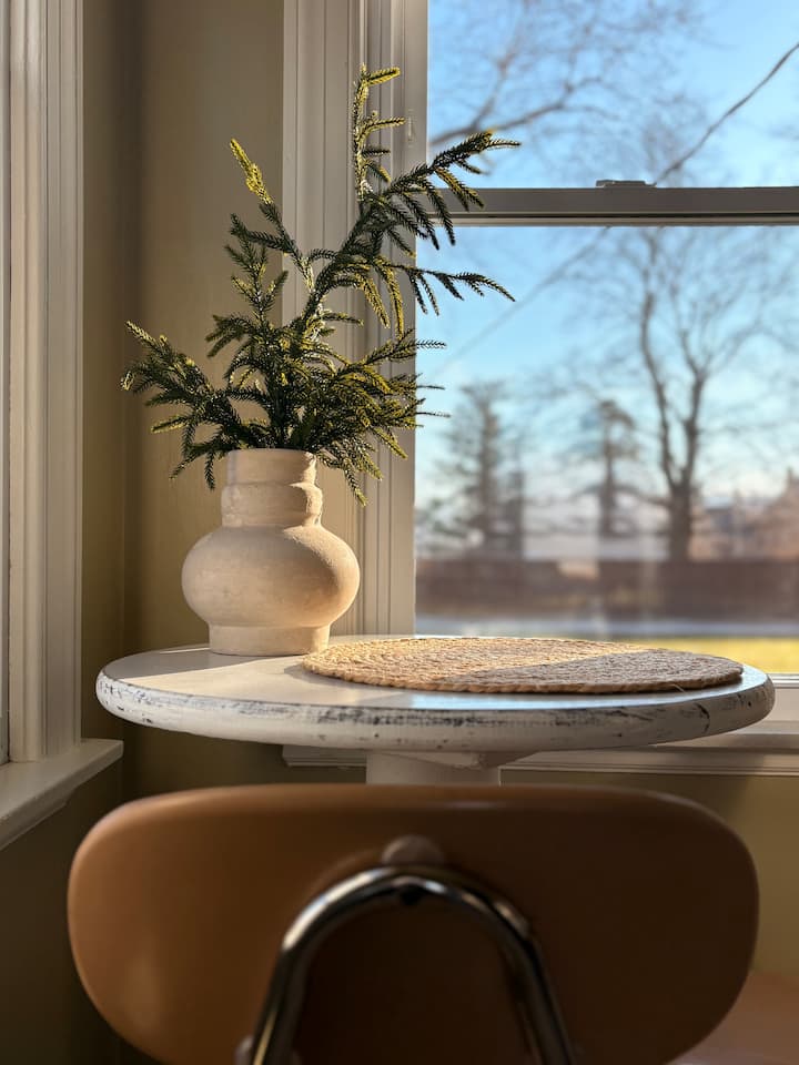 The Hazel Irene | Modernvintage Cottage - Valparaiso, IN