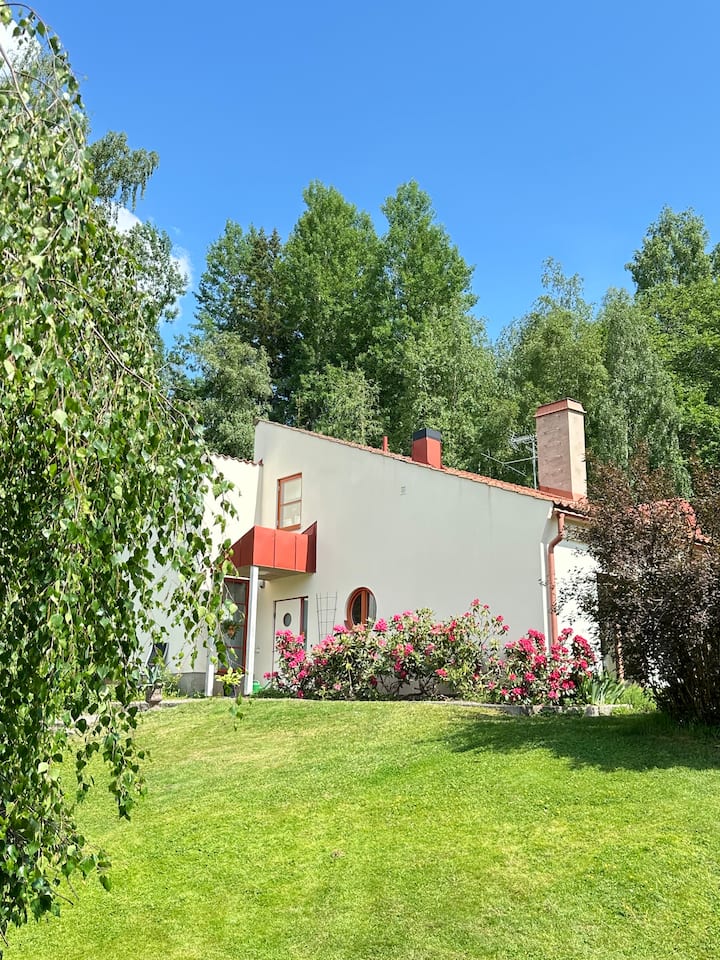Semesterdröm Vid Norasjön - Nora