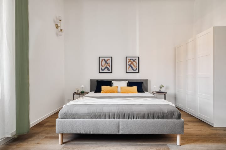 Isola • Leobrothers • Conte Verde 1 - Milan