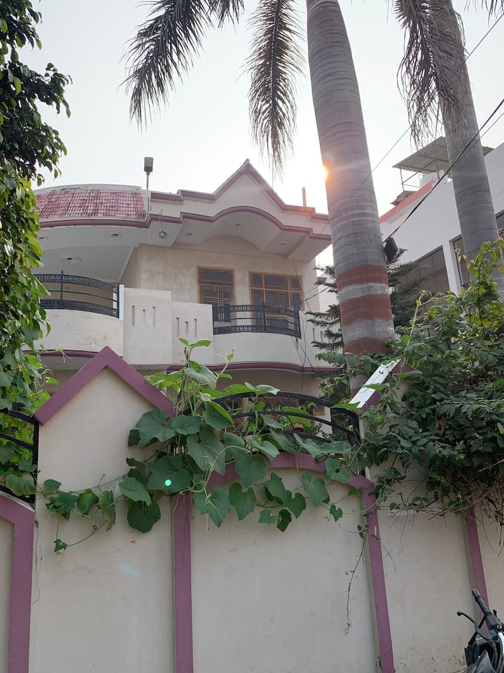 Mamta Bhawan - Prayagraj