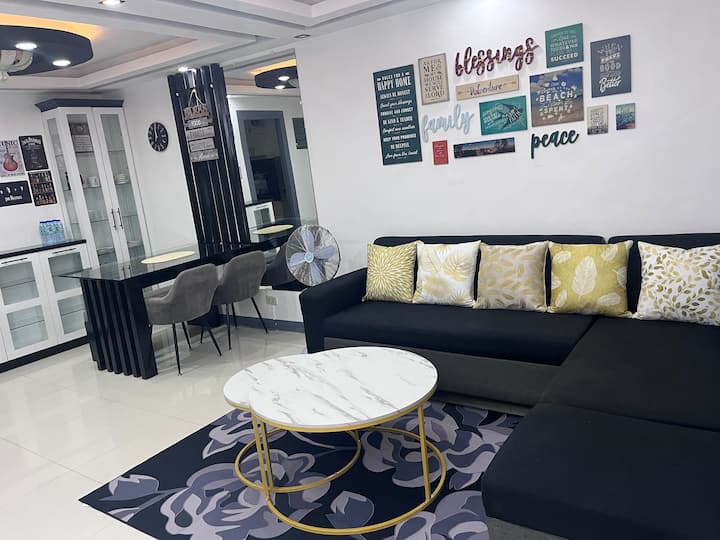 D’chambers Townhouse Near Clark- Homeawayfrom Home - Mabalacat
