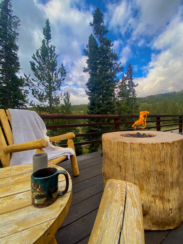 Serenity Creek Cabin, Secluded Mountain Getaway - Colorado