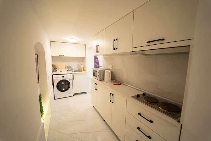 Historic Vault Studio | Old Town, 2-min To Metro - Azerbaijan