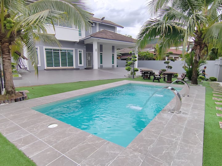 Bungalowd Pool Villa 7r6b With Karaok By Iwh - Ipoh