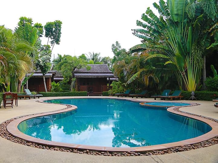 บ้านเรือนไทย - Phuket