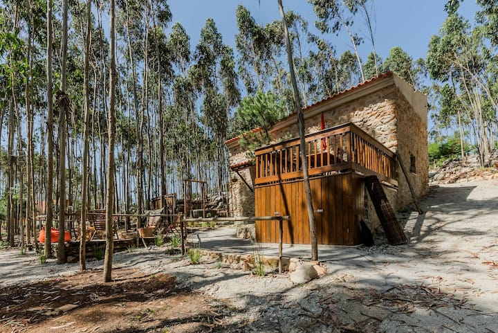 Eucalibrios - A Casa De Pedra - Vau