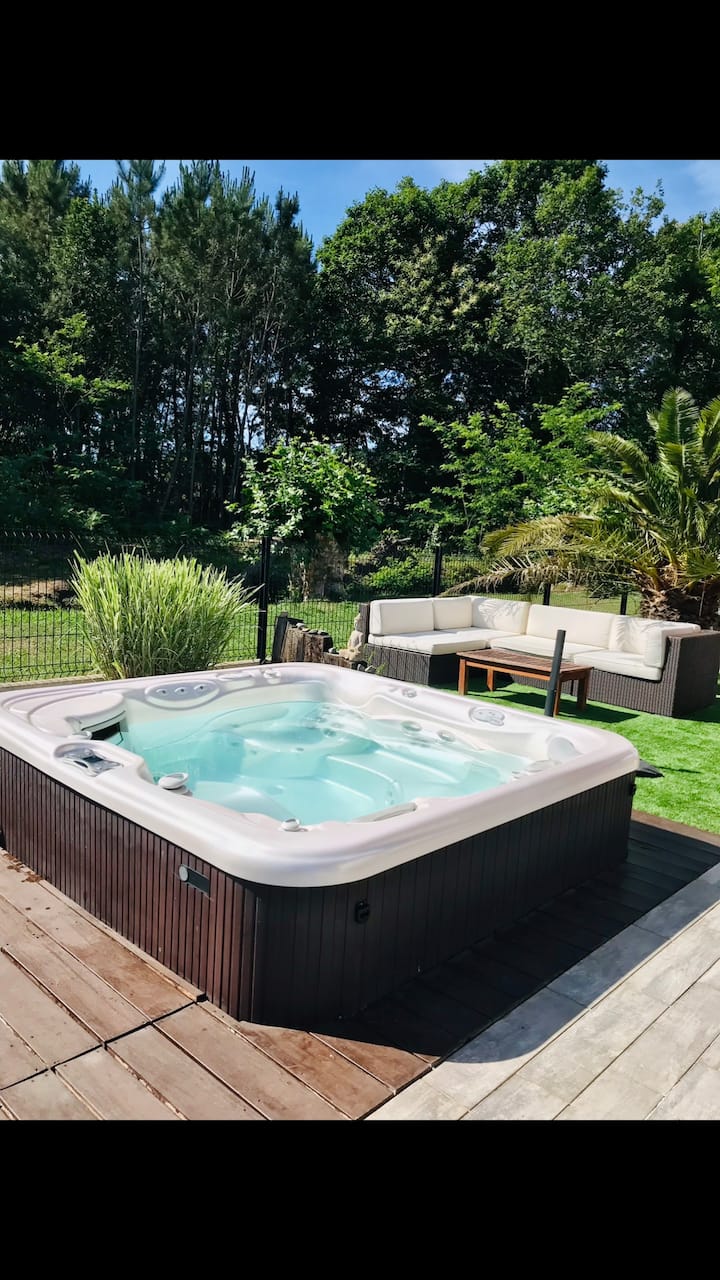 Villa Familiale Piscine Jaccuzi - Tosse