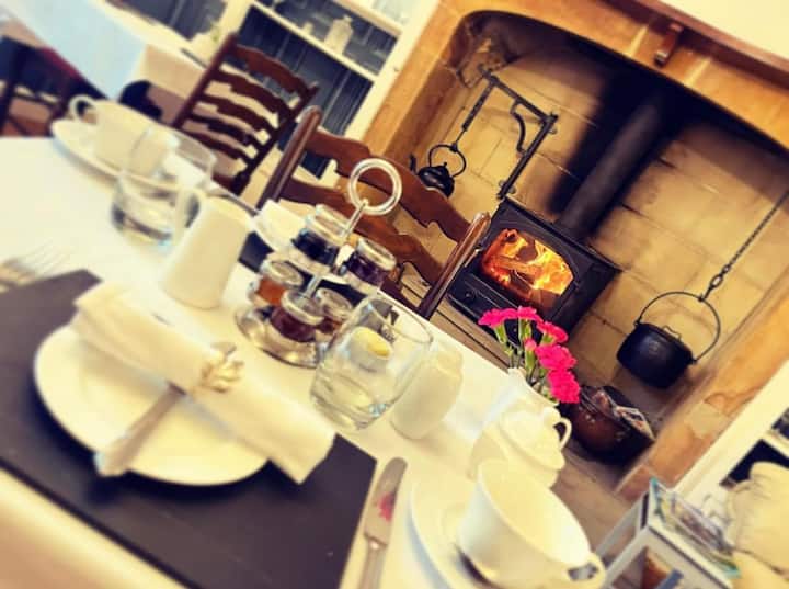 Hutton Le Hole - Nym Sleeps 8 - Thornton Dale