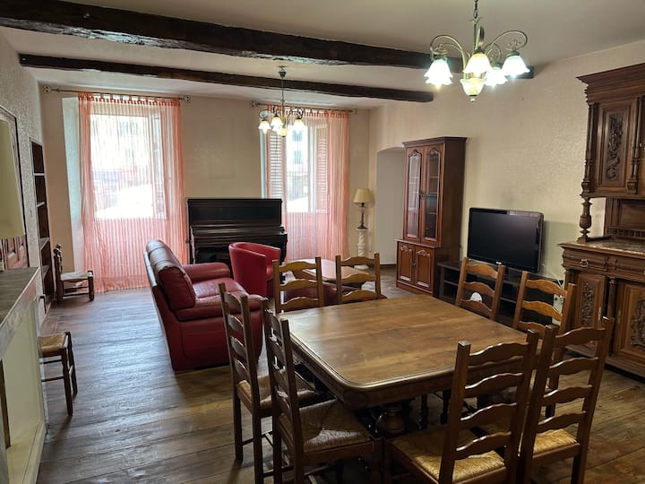 Appartement Idéalement Situé - Corte