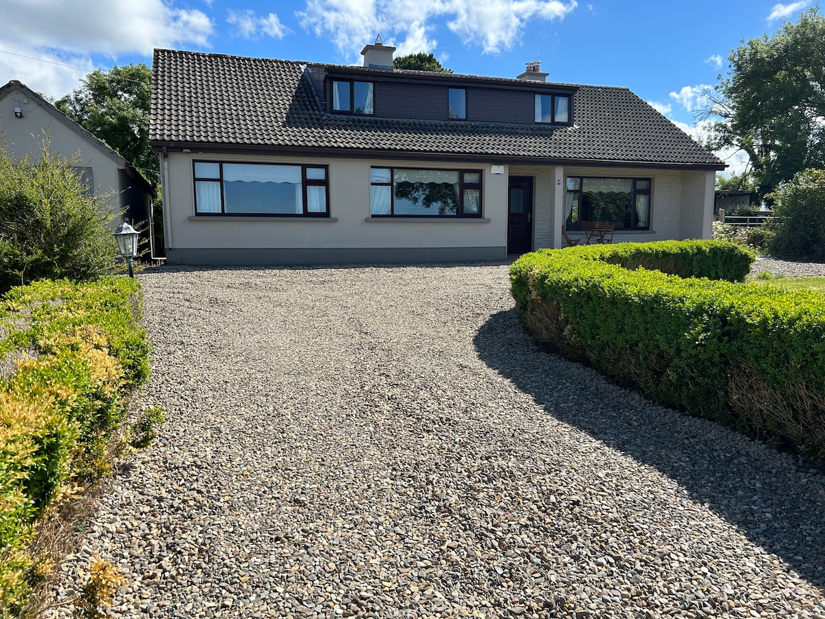 Burren Seaside Escape - Houses for Rent in Ballindereen, County Galway ...
