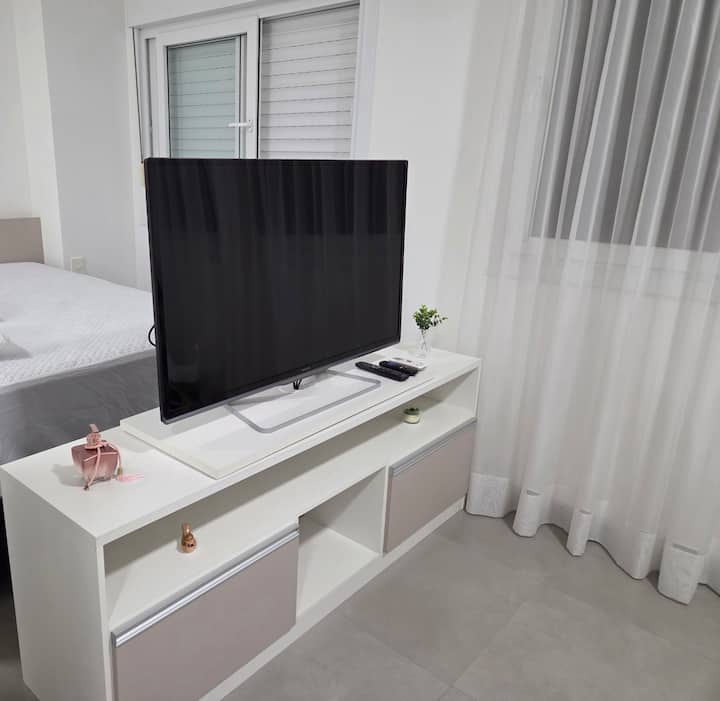Maxplaza Canoas: Loft Completo | Garagem, Wifi, Ar - Canoas