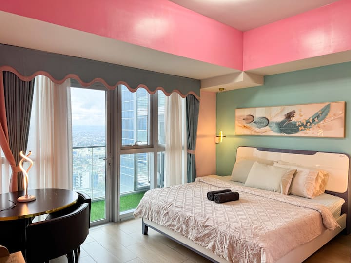 4br King Bed In Bgc Uptown W/ Balcony & Bathtub - Makati