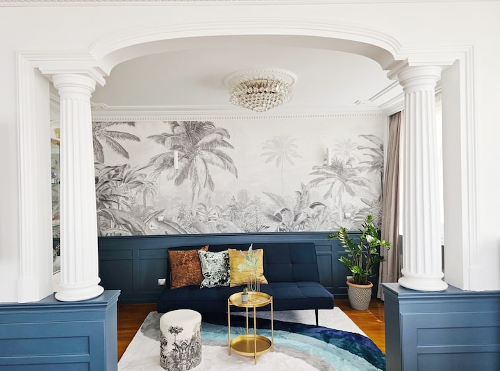 Grand Apt Vue Panoramique + Parking Free - Le Bourget