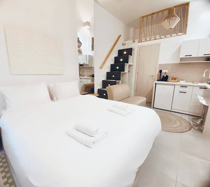 City Center  Loft • Walk To Old Town | Casa Nativa - Салоники