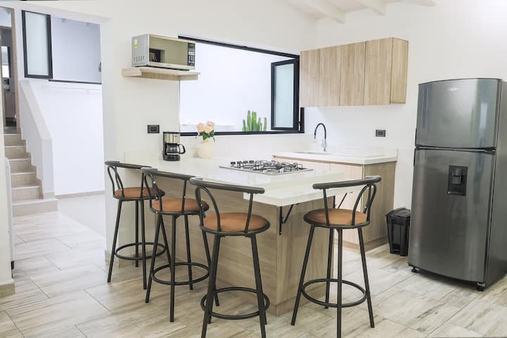 ¡Tu Estadía Ideal En Laureles: 2 Hab+2 Baños! - Medellín, Colombia