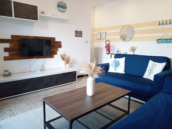 L’attique Sur Le Port: Vue Mer, Terrasse, Clim - Imperia