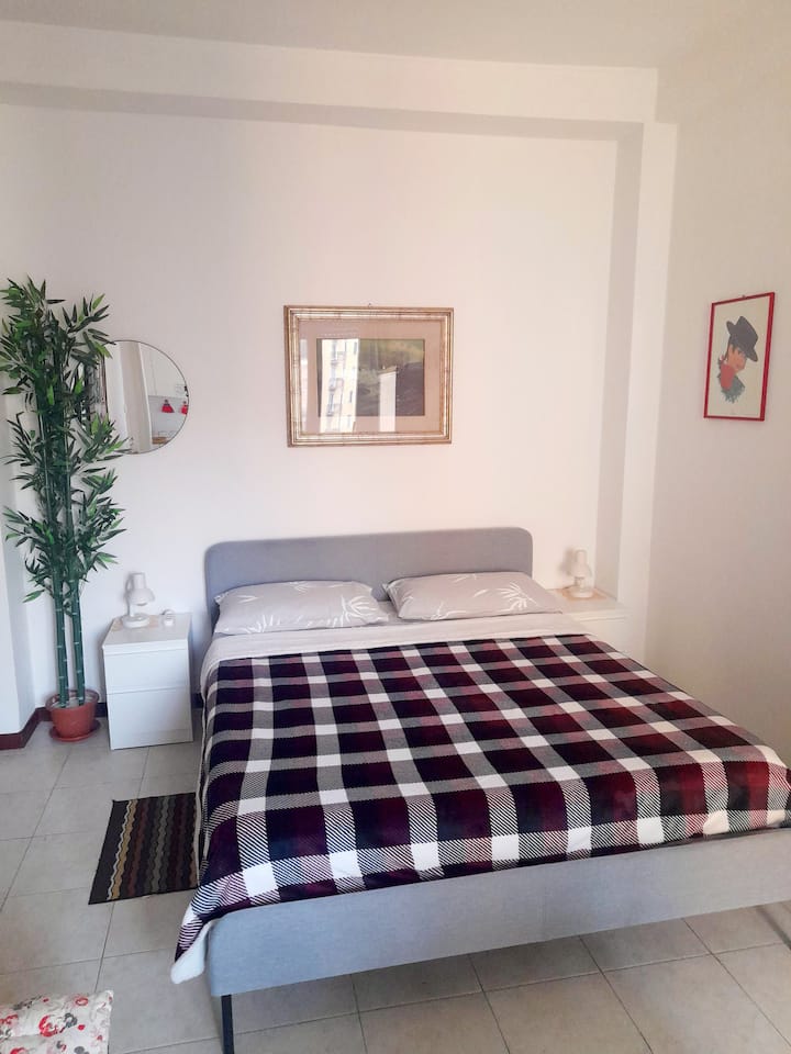 Tulipani House - Milan