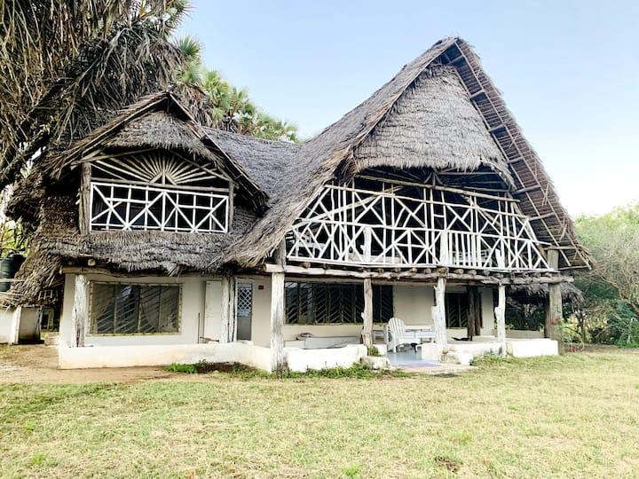 Beach House Pangani - 坦尚尼亞