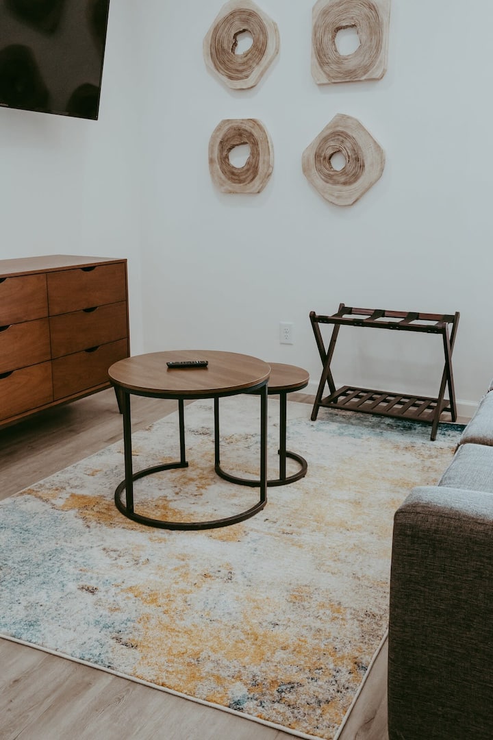 King Bed Studio | Historic Downtown Yuma | Bikes - Yuma, AZ