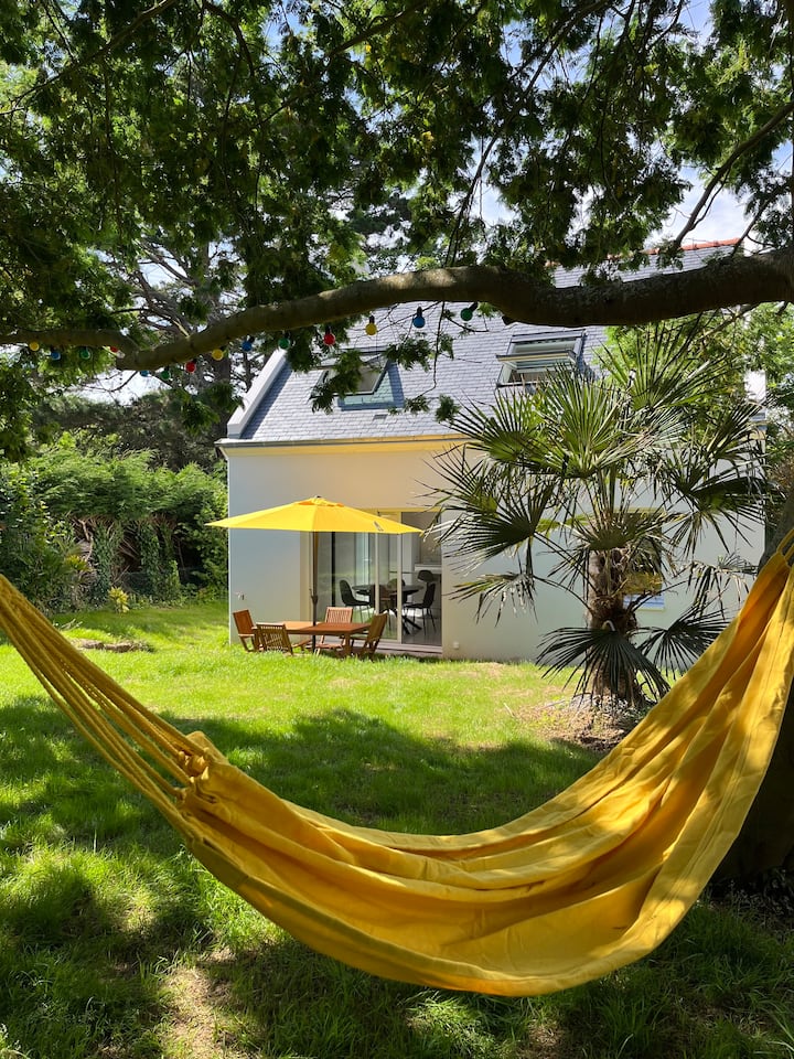 Maison Moderne Avec Jardin - Île de Groix