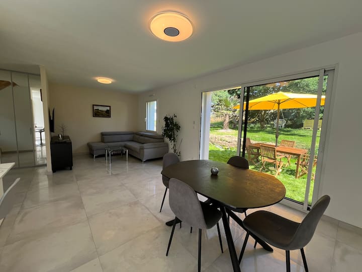 Maison Moderne Avec Jardin - Plage de Locmaria