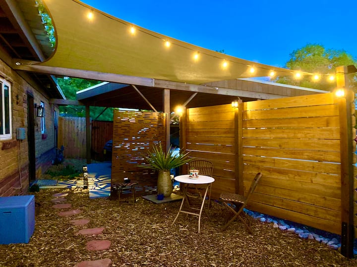 Fully-stocked Retro Bold Hideaway: Extended Escape - Albuquerque, NM