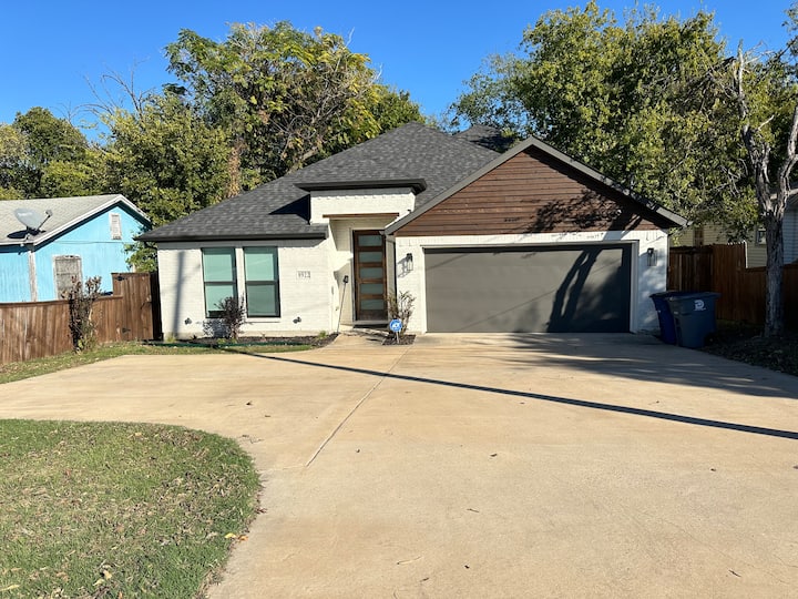 Casa De Dash - Dallas, TX