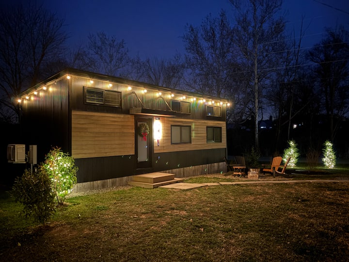 Reflections Retreat Cascade Tiny Home - Site 119 - Denver, PA